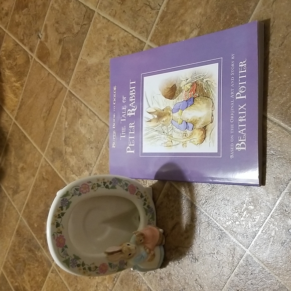 Beatrix Potter | Other | Vintage Peter Rabbit Frame And Coloring Book ...